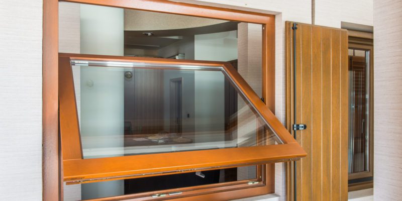 Swinging windows – Holz